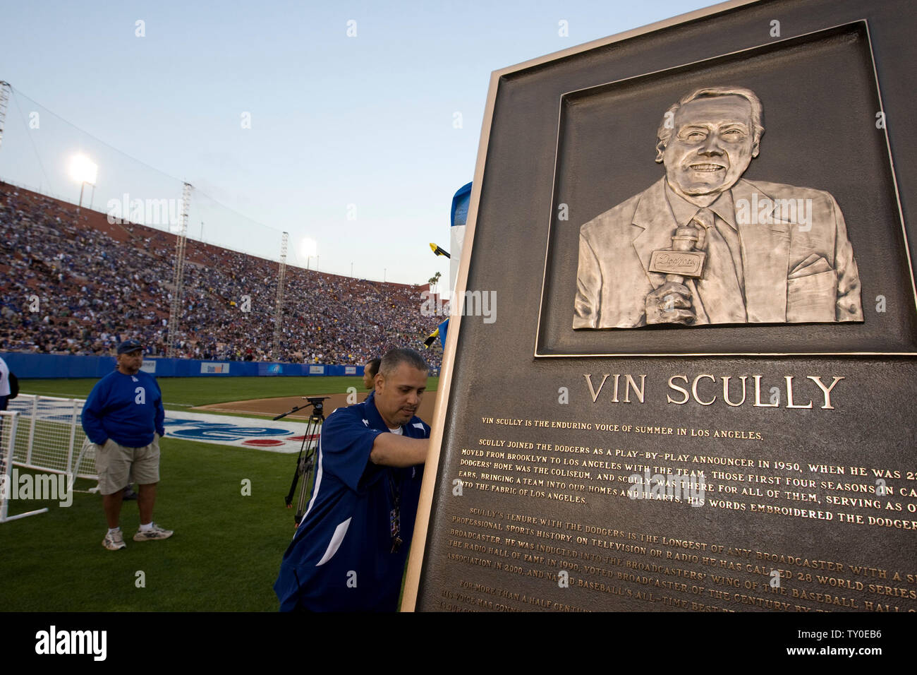 Vin scully plaque hi-res stock photography and images - Alamy