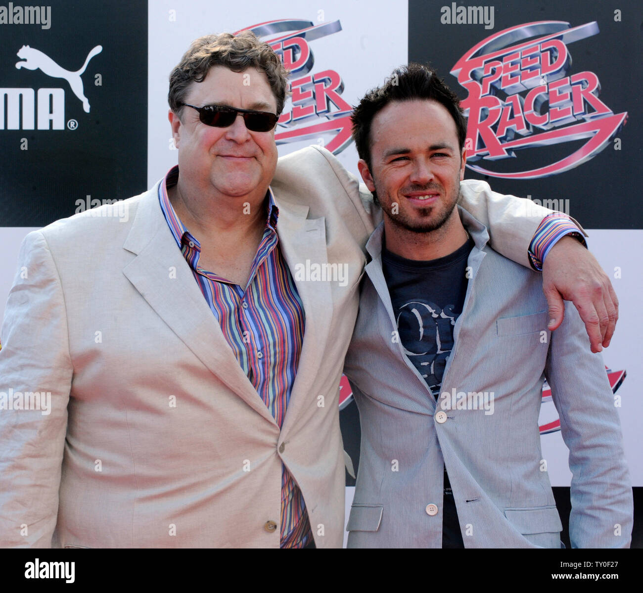 John Goodman (L) and Kick Gurry, cast members in the sports action ...