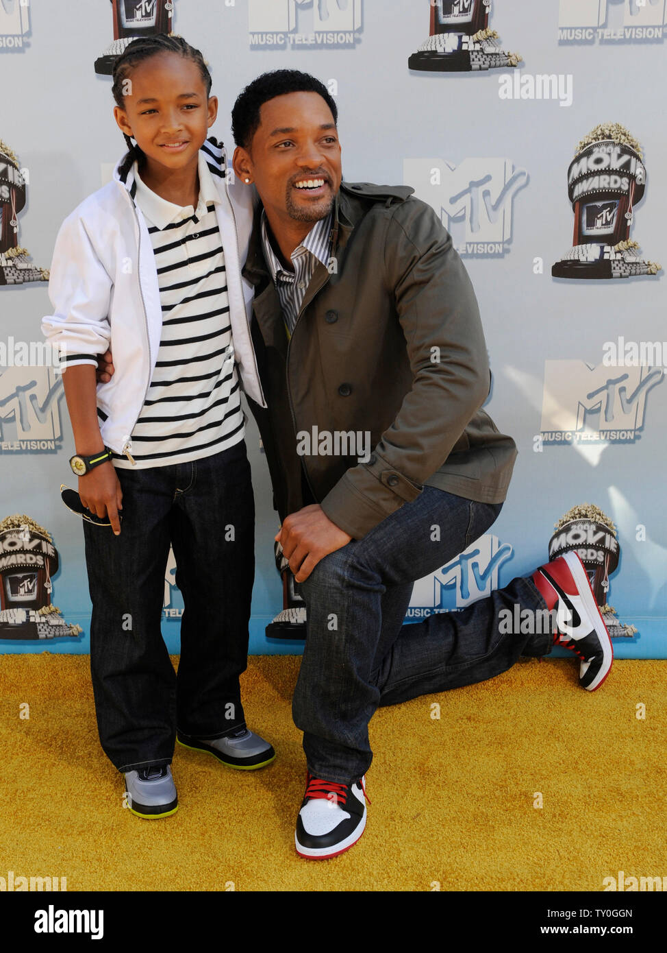Actor Will Smith and his son Jayden arrive at the 2008 MTV Movie Awards ...