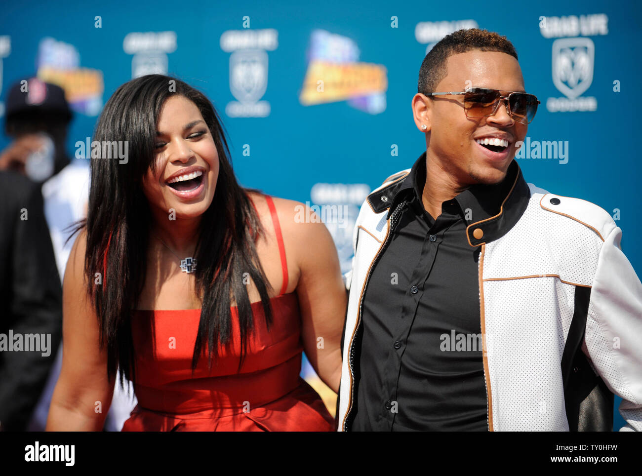 Jordin Sparks And Chris Brown Kissing