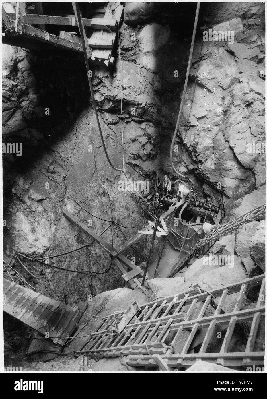 Seepage dam hi-res stock photography and images - Alamy