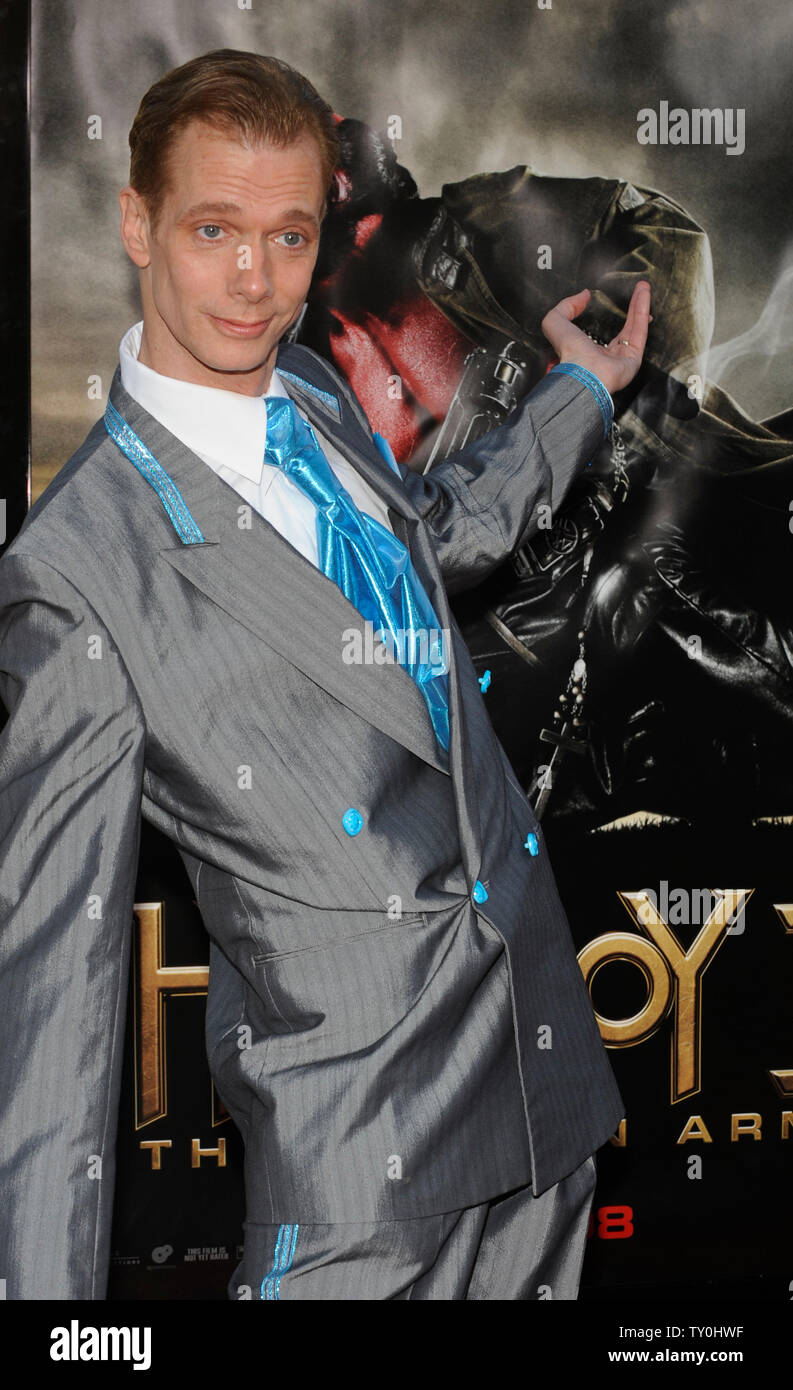 Doug jones hellboy ii hi-res stock photography and images - Alamy