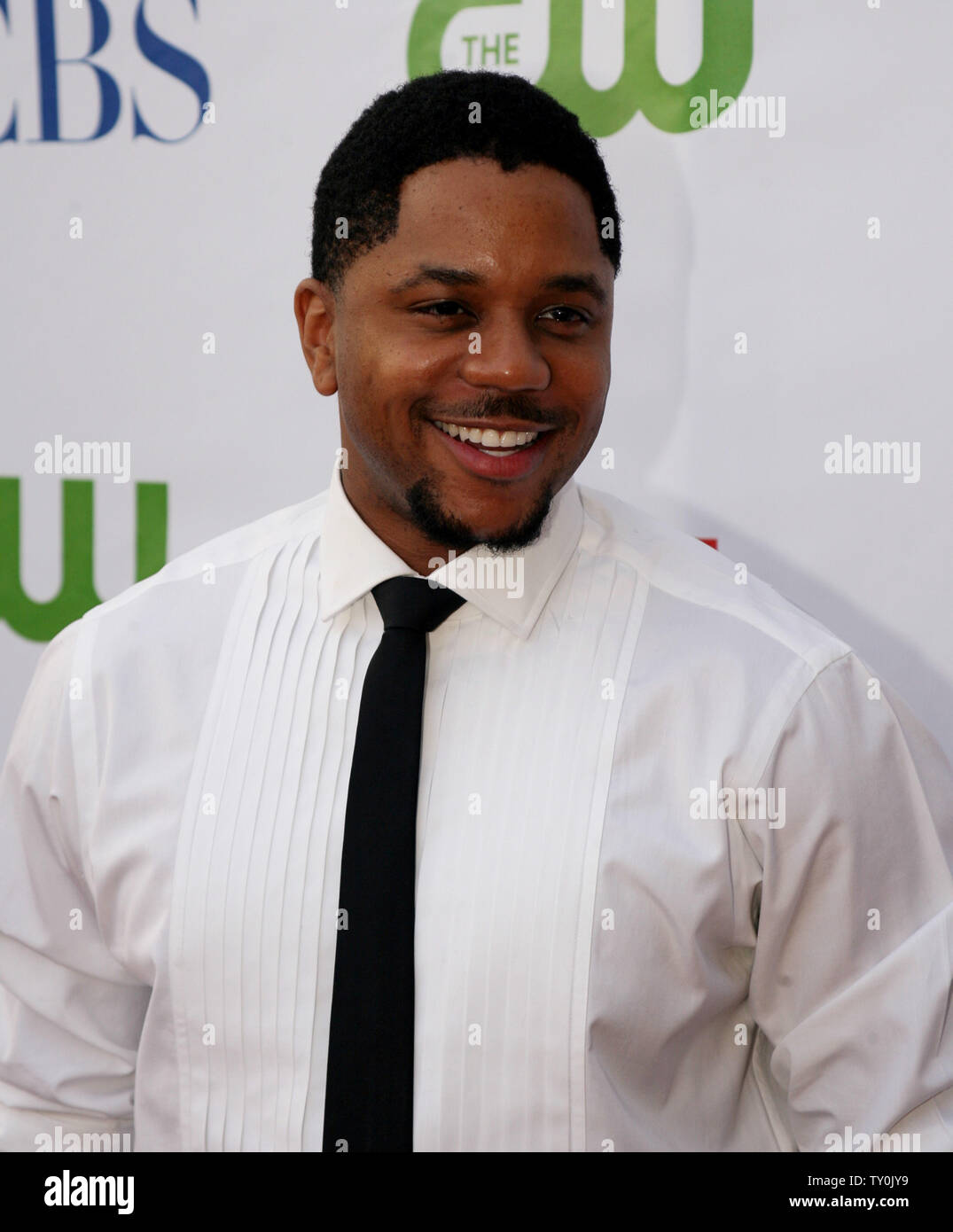 Actor Hosea Chanchez attends the CBS, CW and Showtime press tour party ...
