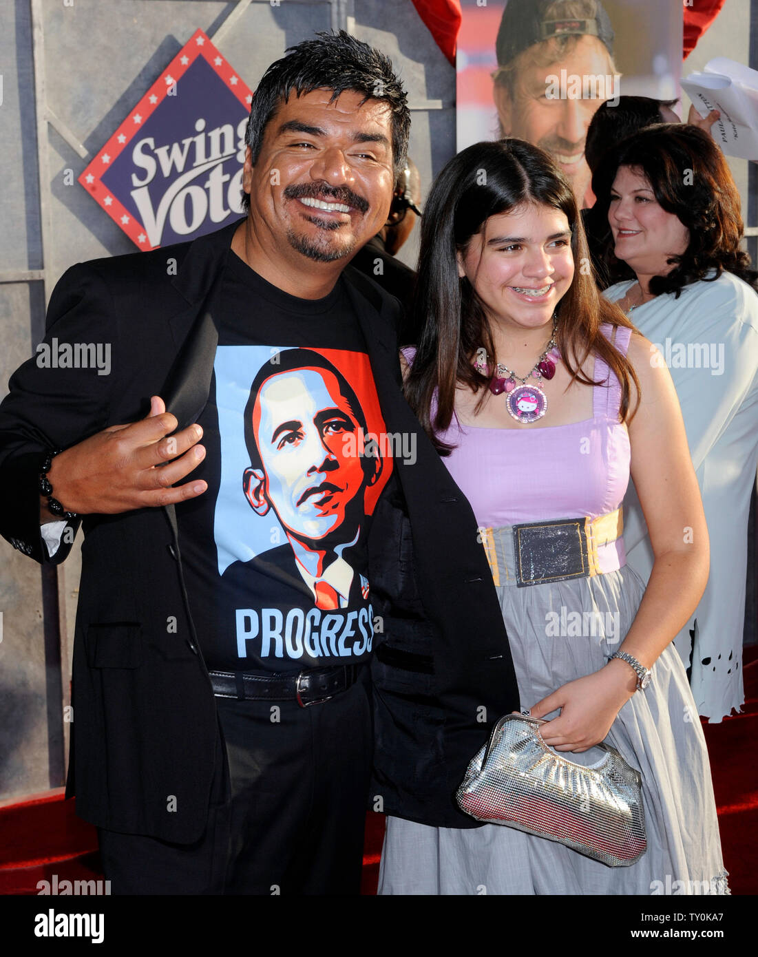 George lopez daughter mayan lopez hi-res stock photography and images ...