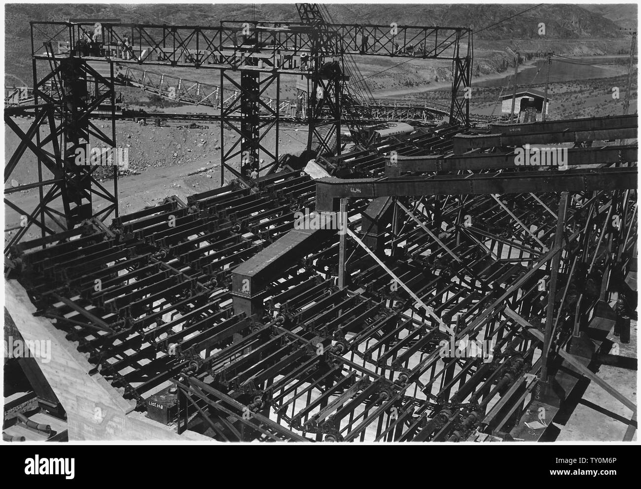 Detail of installation of sand and gravel grading machinery, gravel ...