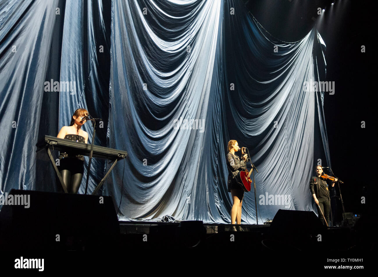 The rua band westlife hi-res stock photography and images - Alamy