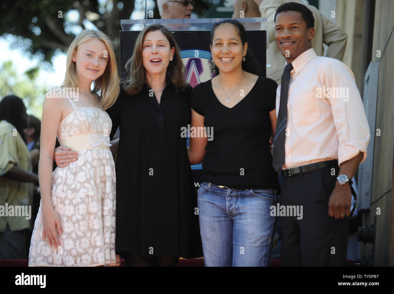 Dakota Fanning, Lauren Shuler Donner, Gina Prince Blythewood and Nate ...