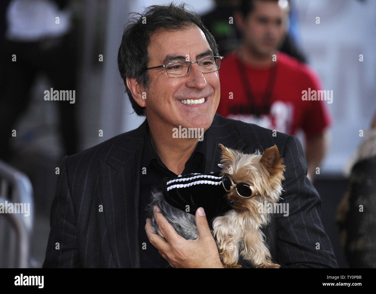 The director of "High School Musical 3: Senior Year", Kenny Ortega ...