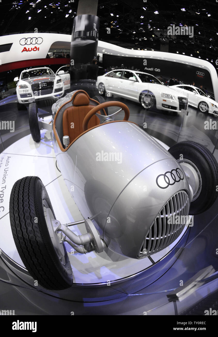 A model of the Audi Auto Union Type C race car from the 1930's is on ...