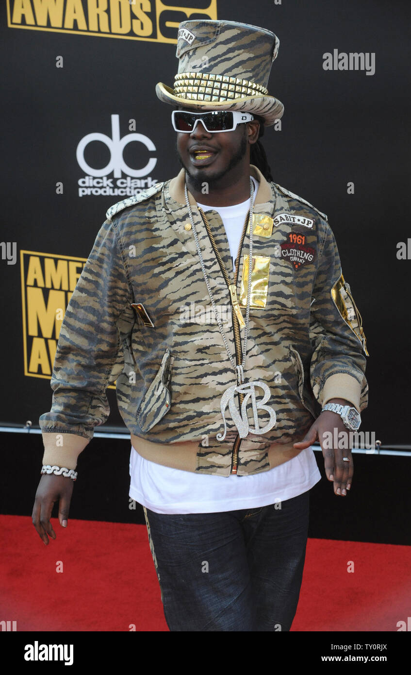 T-Pain arrives at the 2008 American Music Awards in Los Angeles on ...