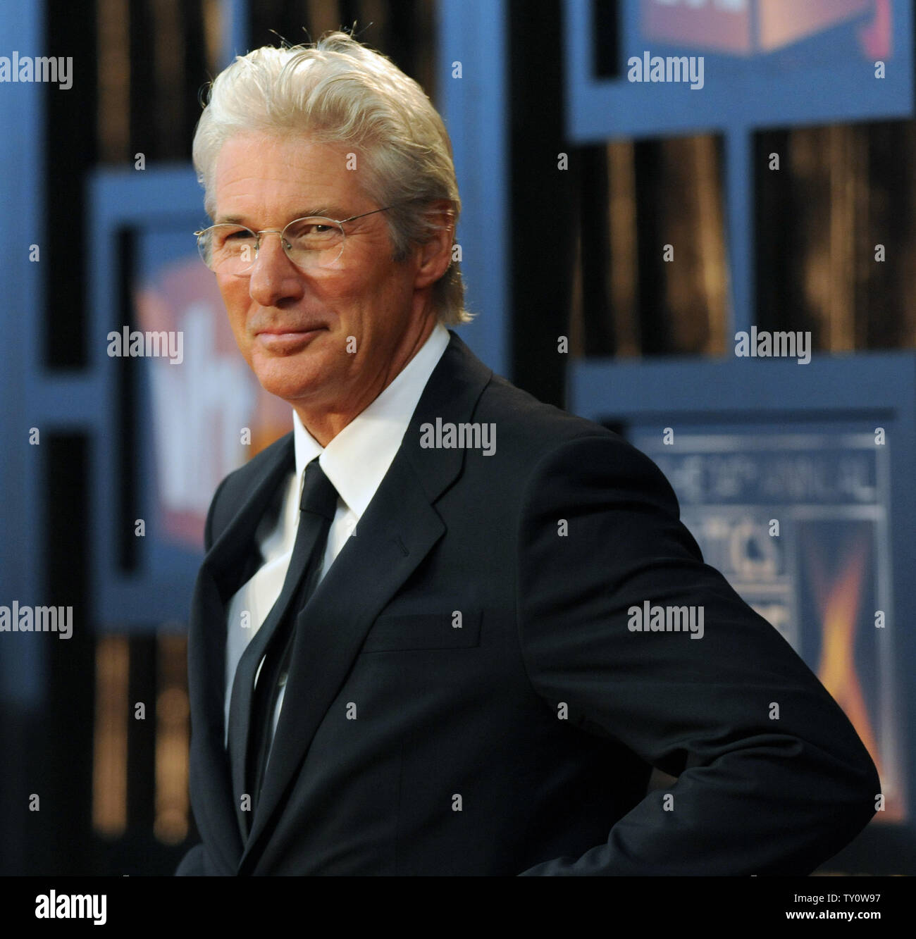 Actor Richard Gere arrives at the 14th annual Critics' Choice Awards in ...