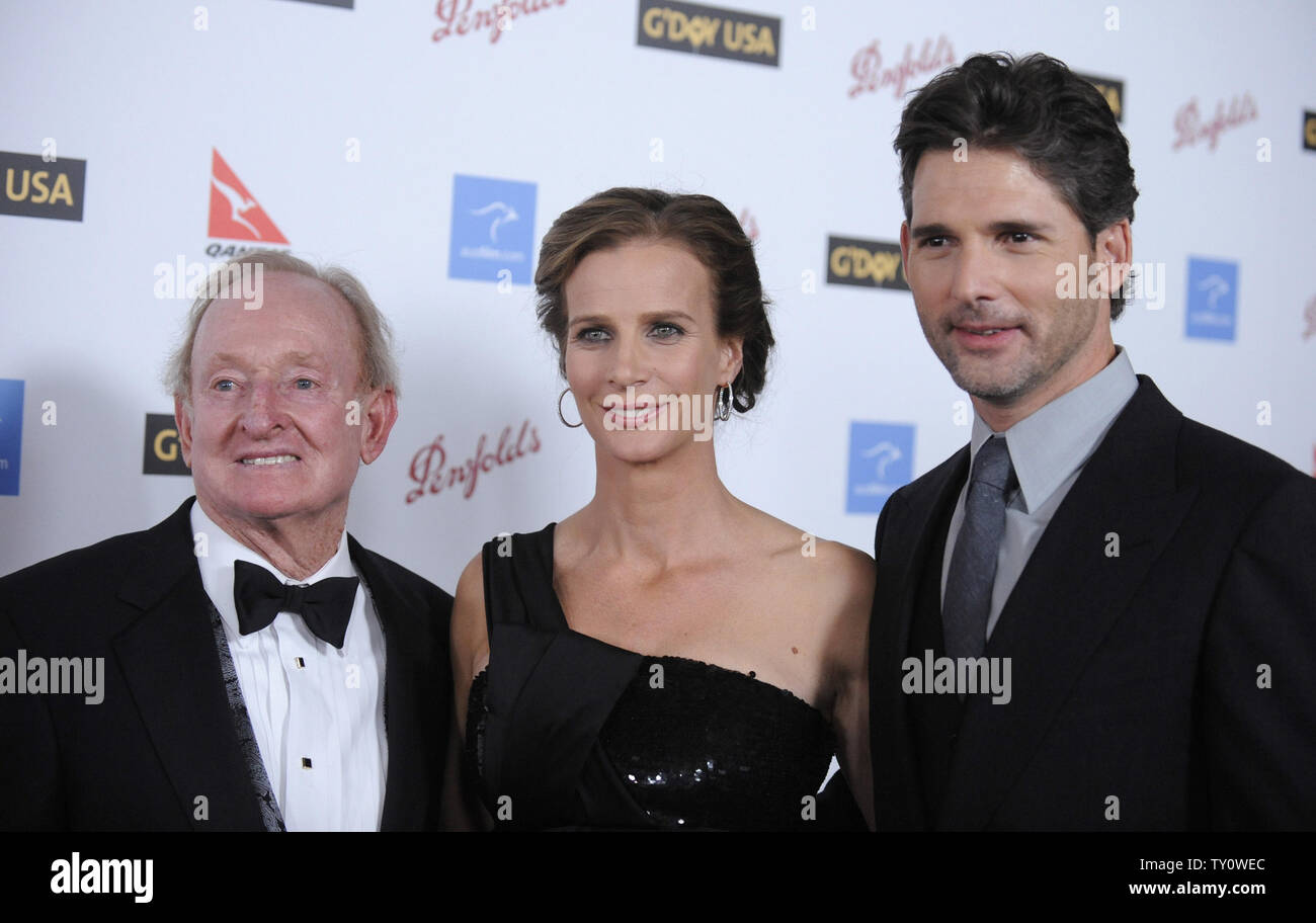 Honorees Rod Laver (L), Rachel Griffiths (C) and Eric Bana (R) pose for ...