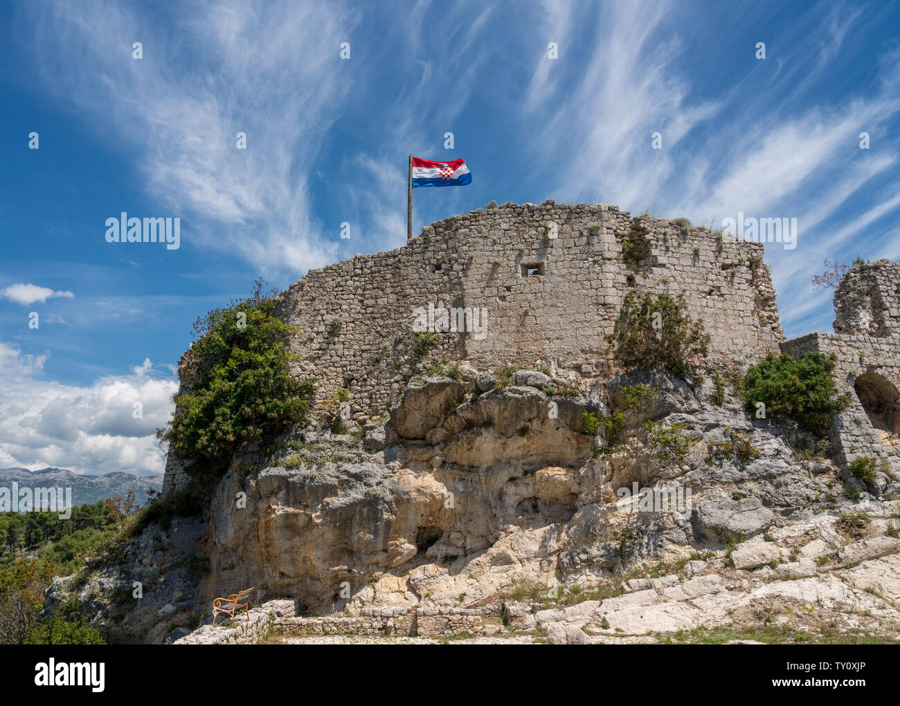 Stone flag pathway hi-res stock photography and images - Alamy