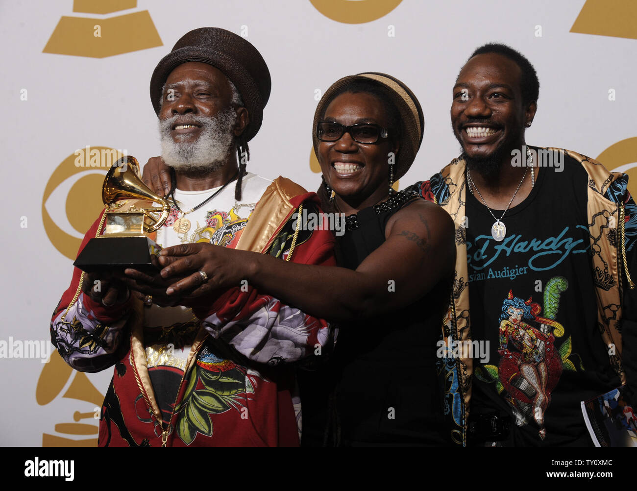 Winston Rodney (L) and Burning Spear hold their Grammy Award for Best ...