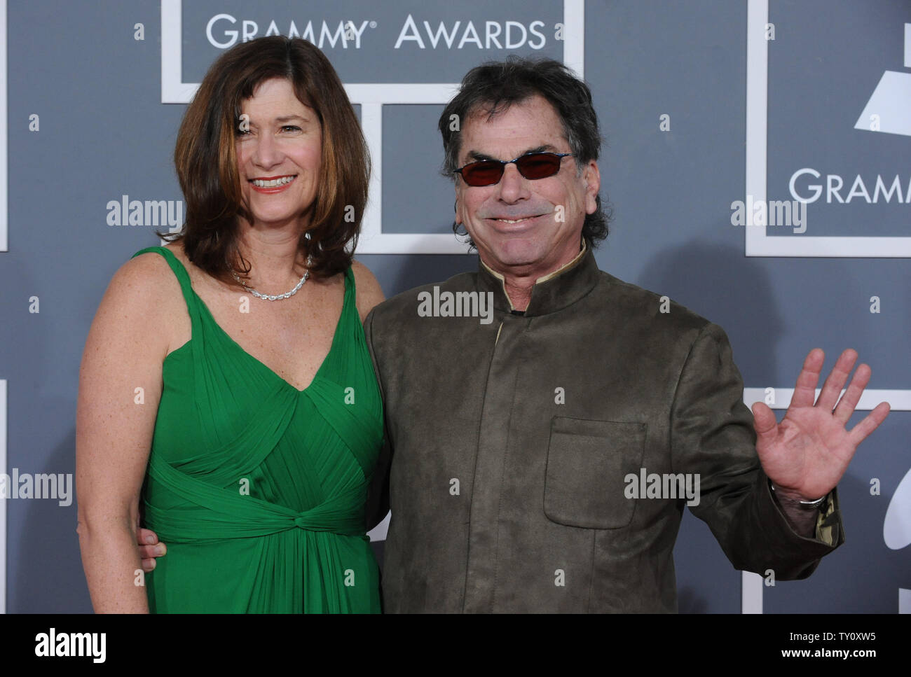 Mickey Hart (R) and his wife Caryl arrive at the 51st annual Grammy ...