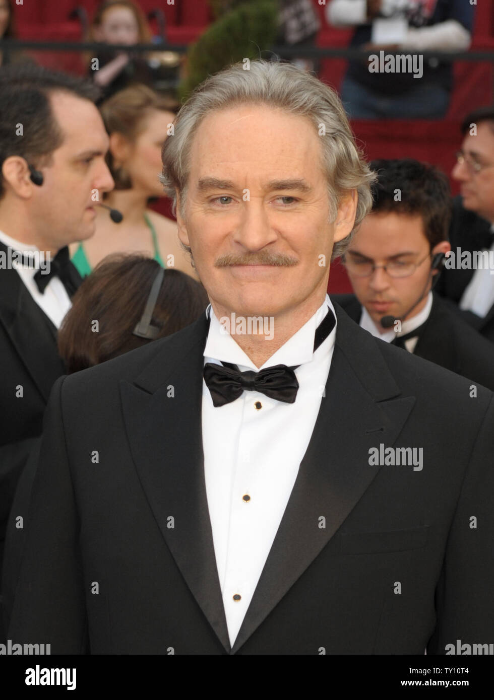 Actor Kevin Kline arrives at the 81st Academy Awards in Hollywood on ...