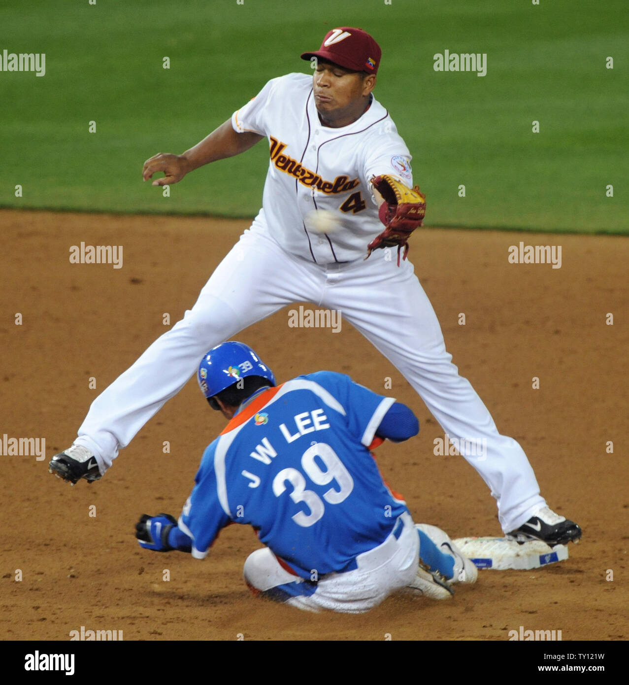 Lee jong wook hi-res stock photography and images - Alamy