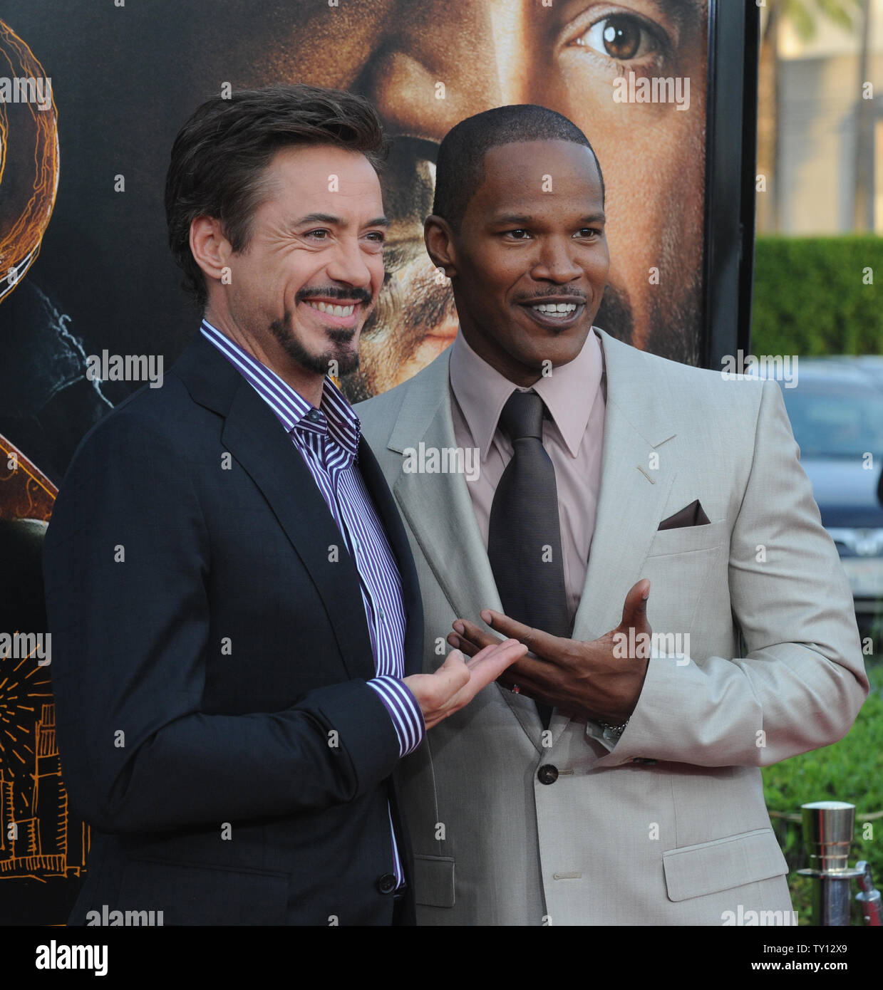 Robert downey jr and jamie foxx hi-res stock photography and images - Alamy