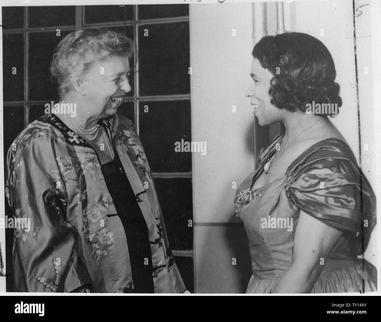 Eleanor Roosevelt and Marian Anderson in Japan Stock Photo - Alamy