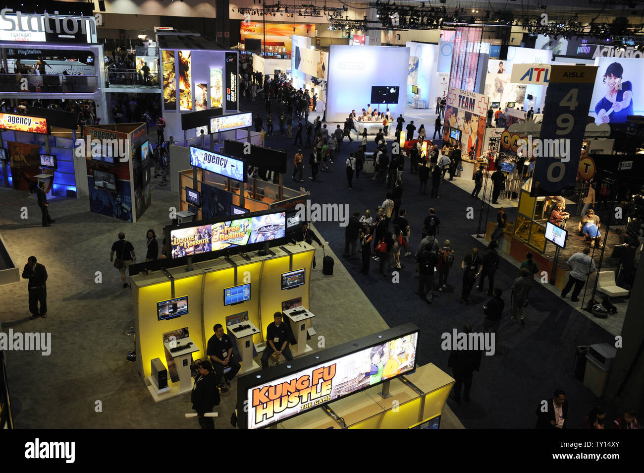 E3 expo 2009 hi-res stock photography and images - Alamy