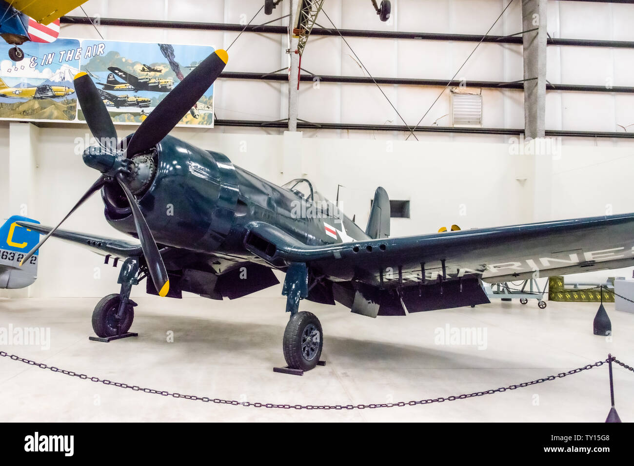 F4u corsair engine hi-res stock photography and images - Alamy