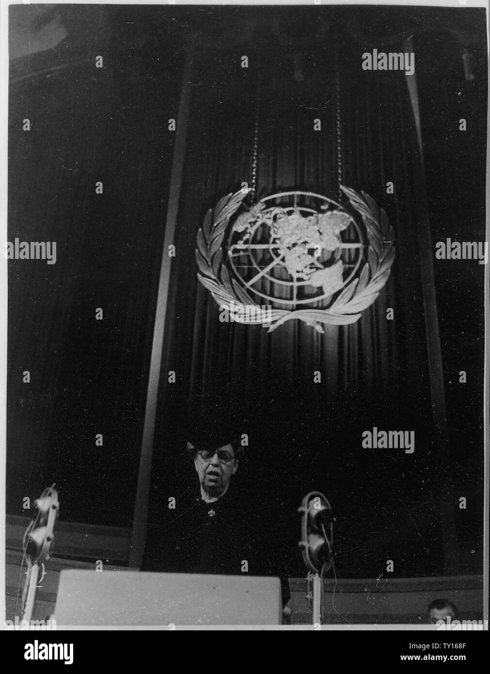 Eleanor roosevelt united nations Black and White Stock Photos & Images ...