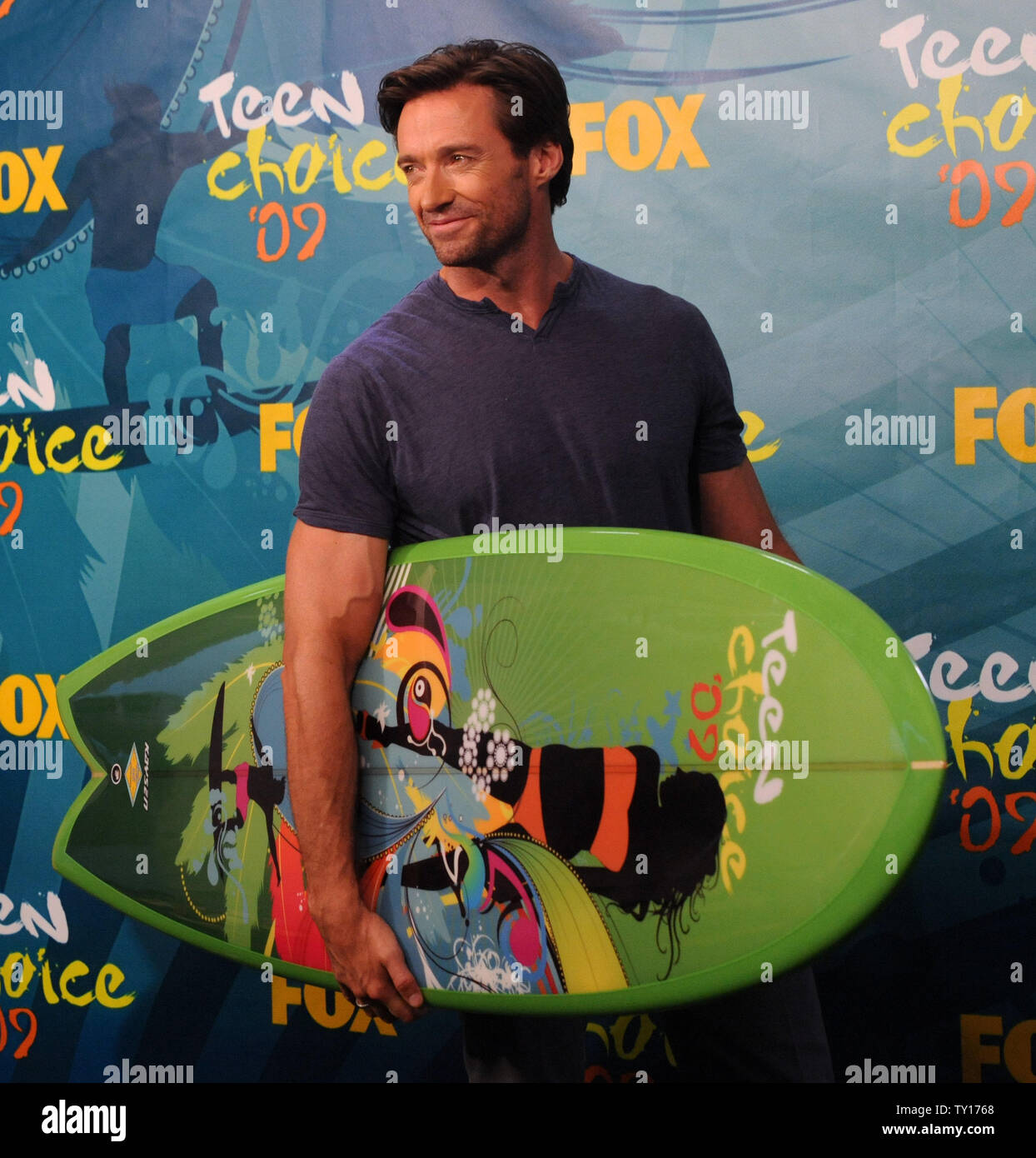 Actor Hugh Jackman appears backstage after garnering the choice movie ...