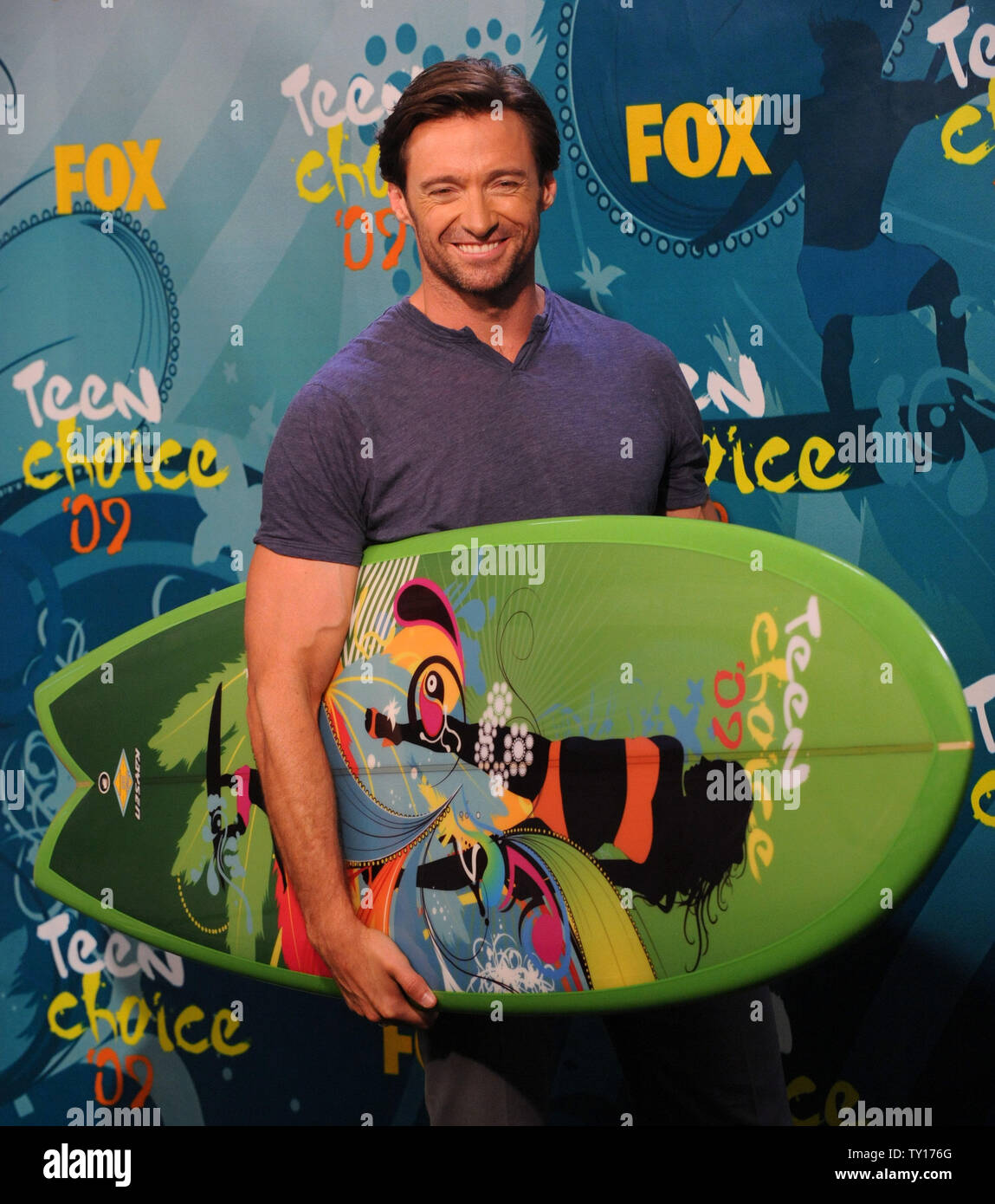 Actor Hugh Jackman appears backstage after garnering the choice movie ...