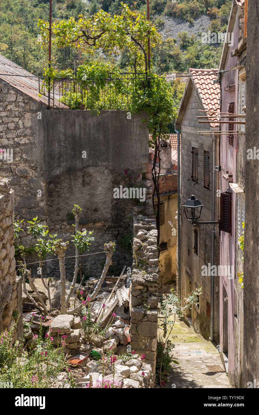 Rustic homes in Croatian town of Novigrad in Istria County Stock Photo ...