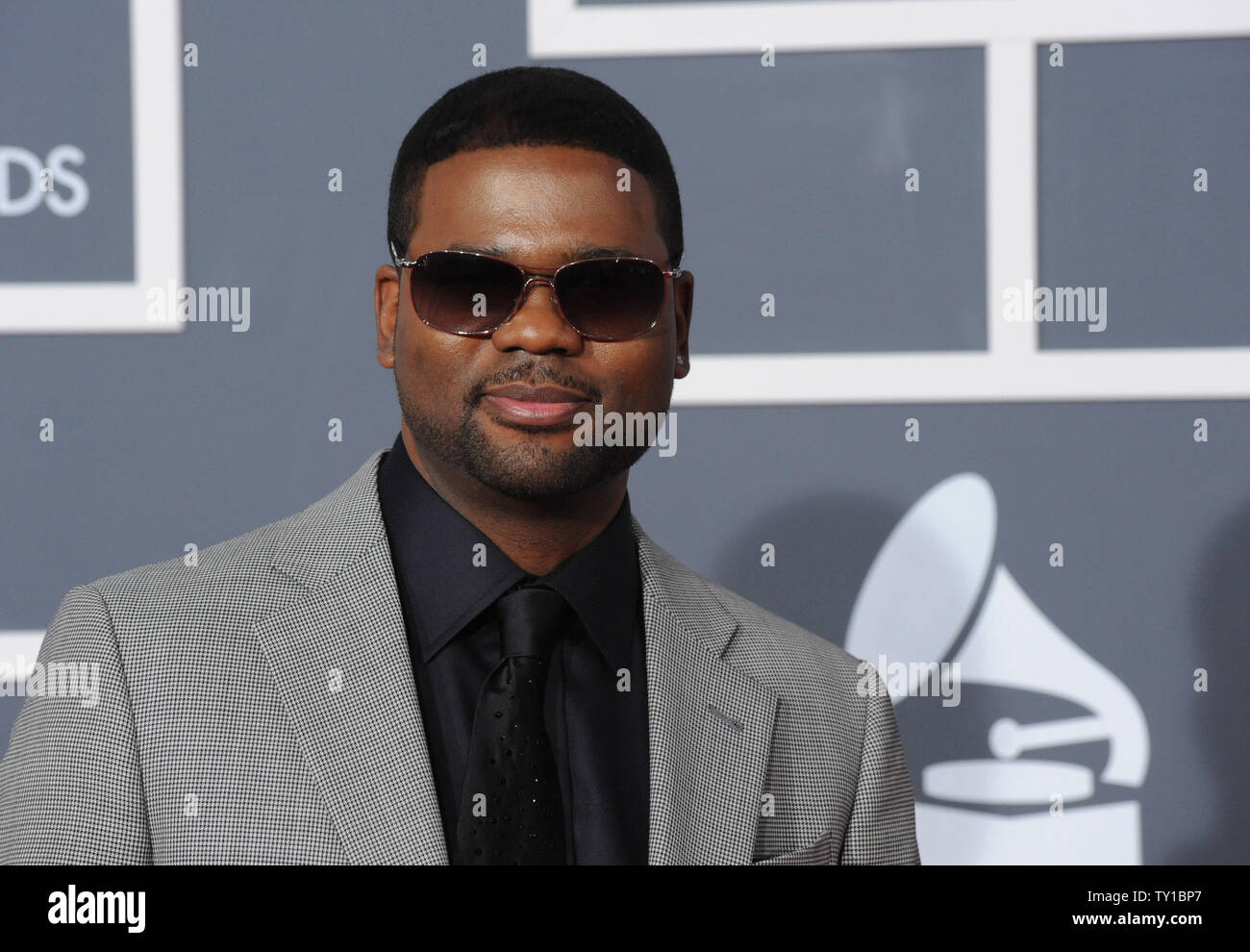 Christopher Henderson arrives at the 52nd annual Grammy Awards at the ...