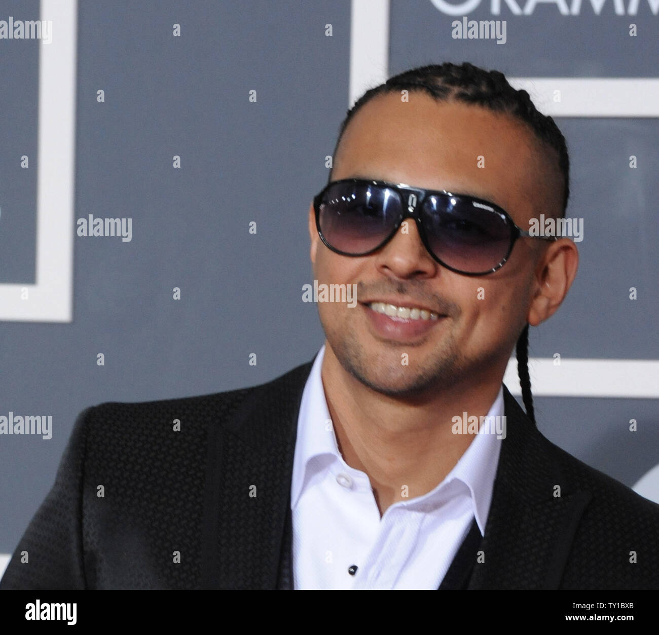 Sean Paul arrives at the 52nd annual Grammy Awards at the Staples ...