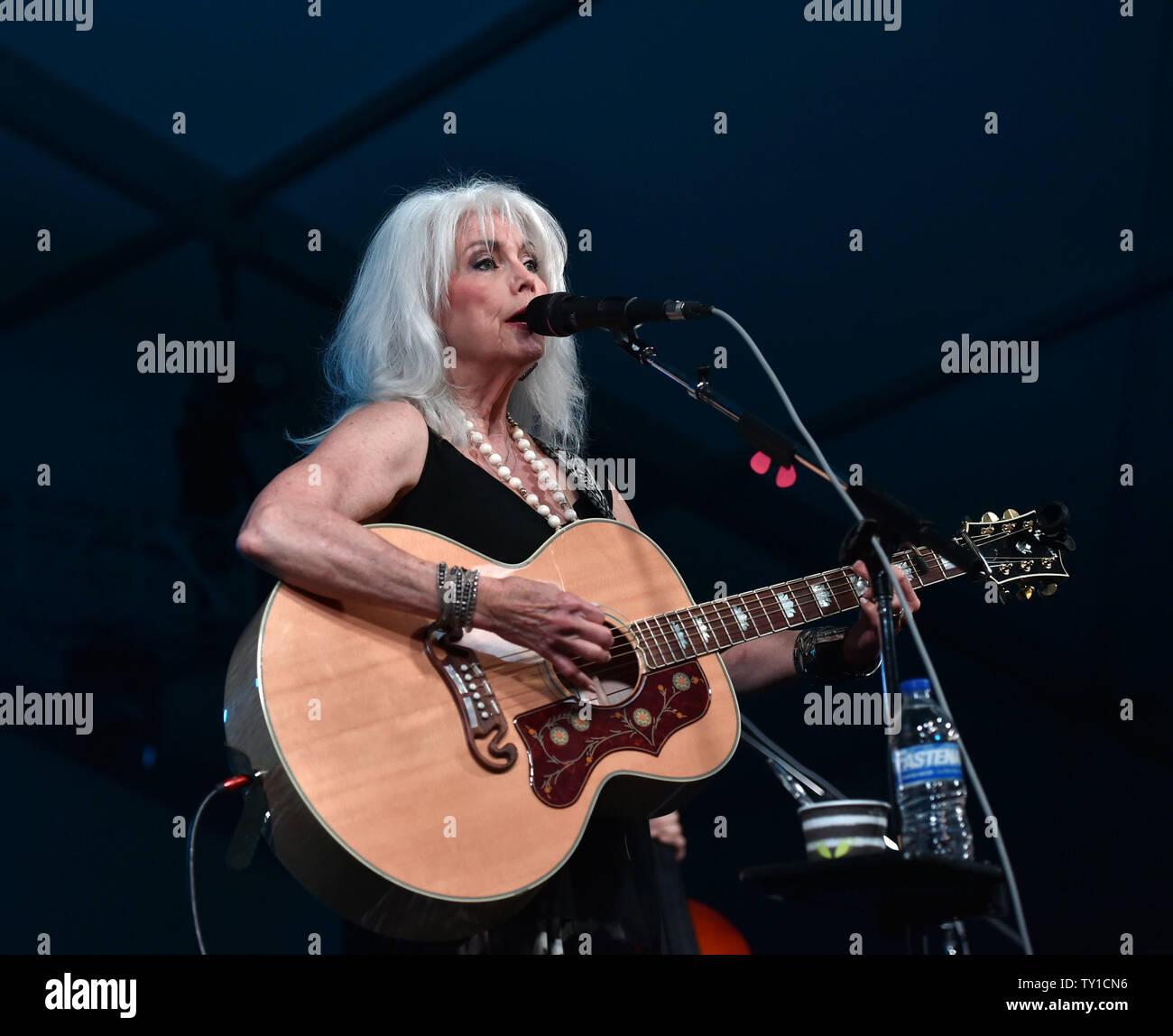 June 22, 2019 - EMMYLOU HARRIS comes to Williamsburg Live presented by ...