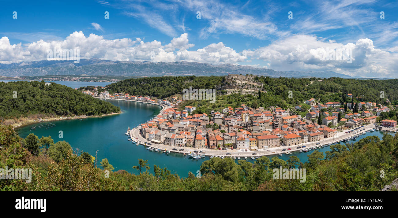 Picturesque small riverside town of Novigrad in Croatia Stock Photo - Alamy