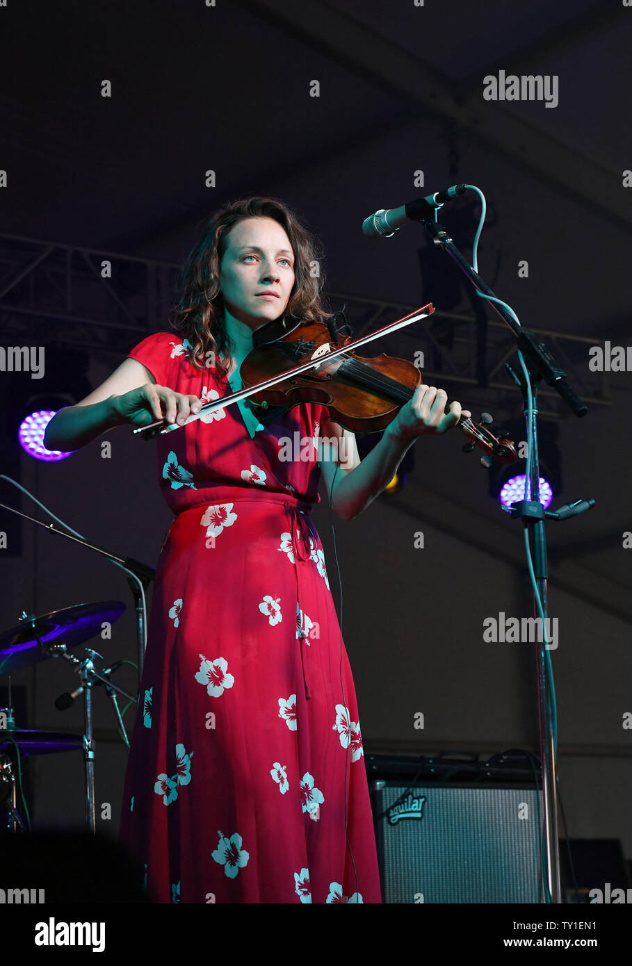 Emily frantz hi-res stock photography and images - Alamy