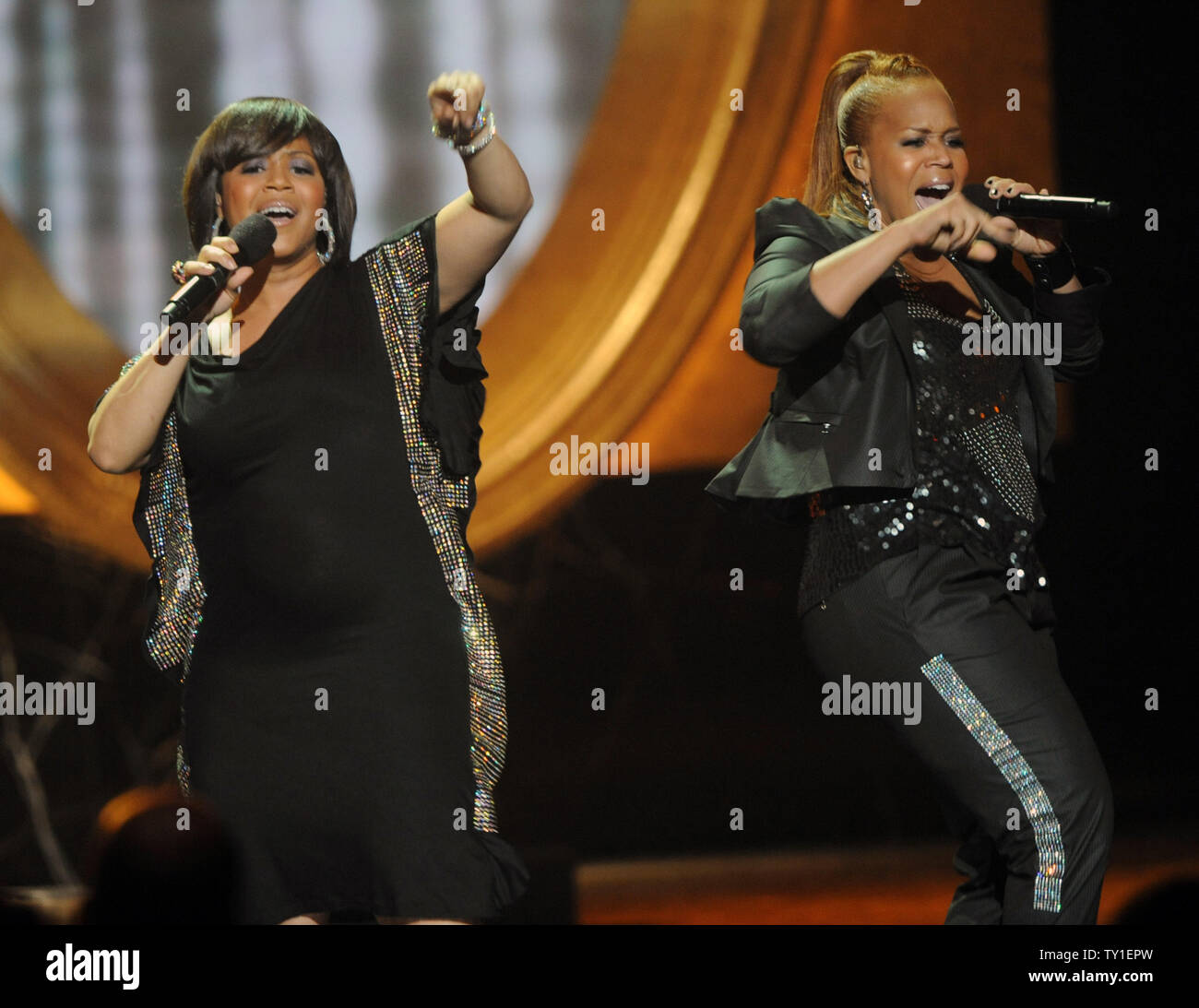 Gospel music duo Mary Mary performs during the 41st NAACP Image Awards ...
