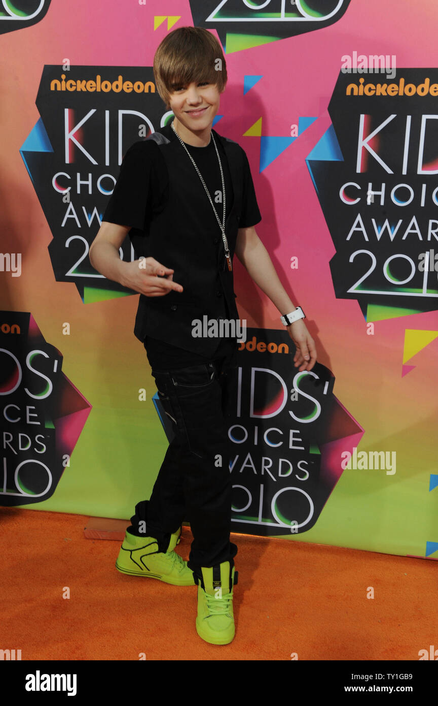 Justin bieber 2010 nickelodeon's hi-res stock photography and images ...