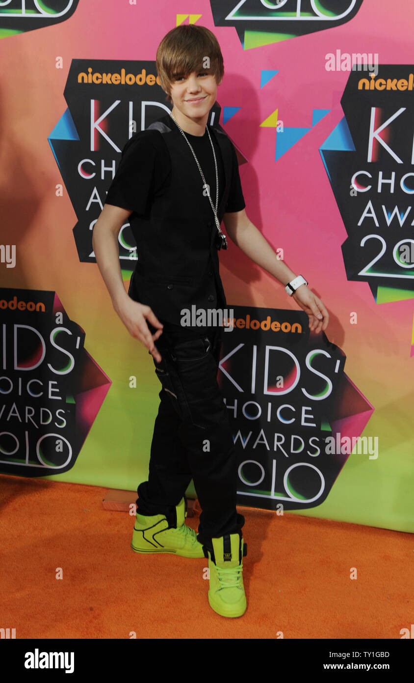 Justin bieber 2010 nickelodeon's hi-res stock photography and images ...