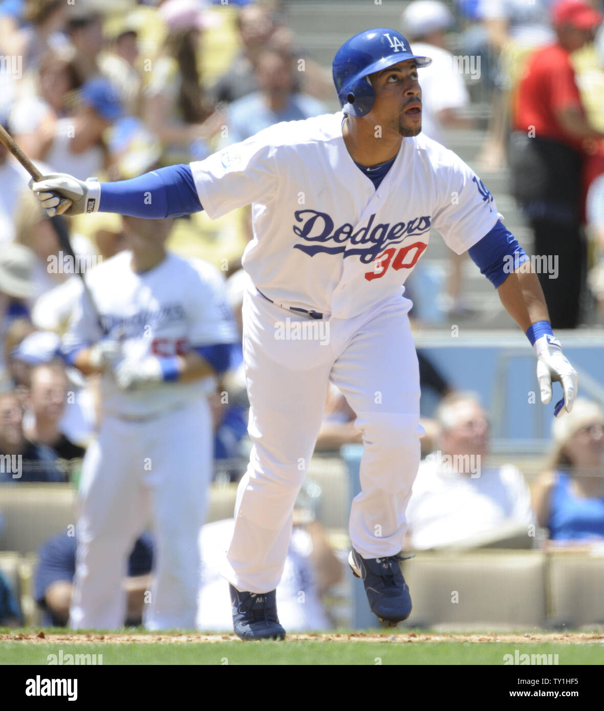 Los Angeles Dodgers Xavier Paul bats against the Pittsburgh Pirates ...