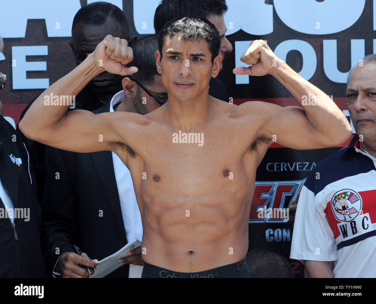 Non title featherweight hi-res stock photography and images - Alamy