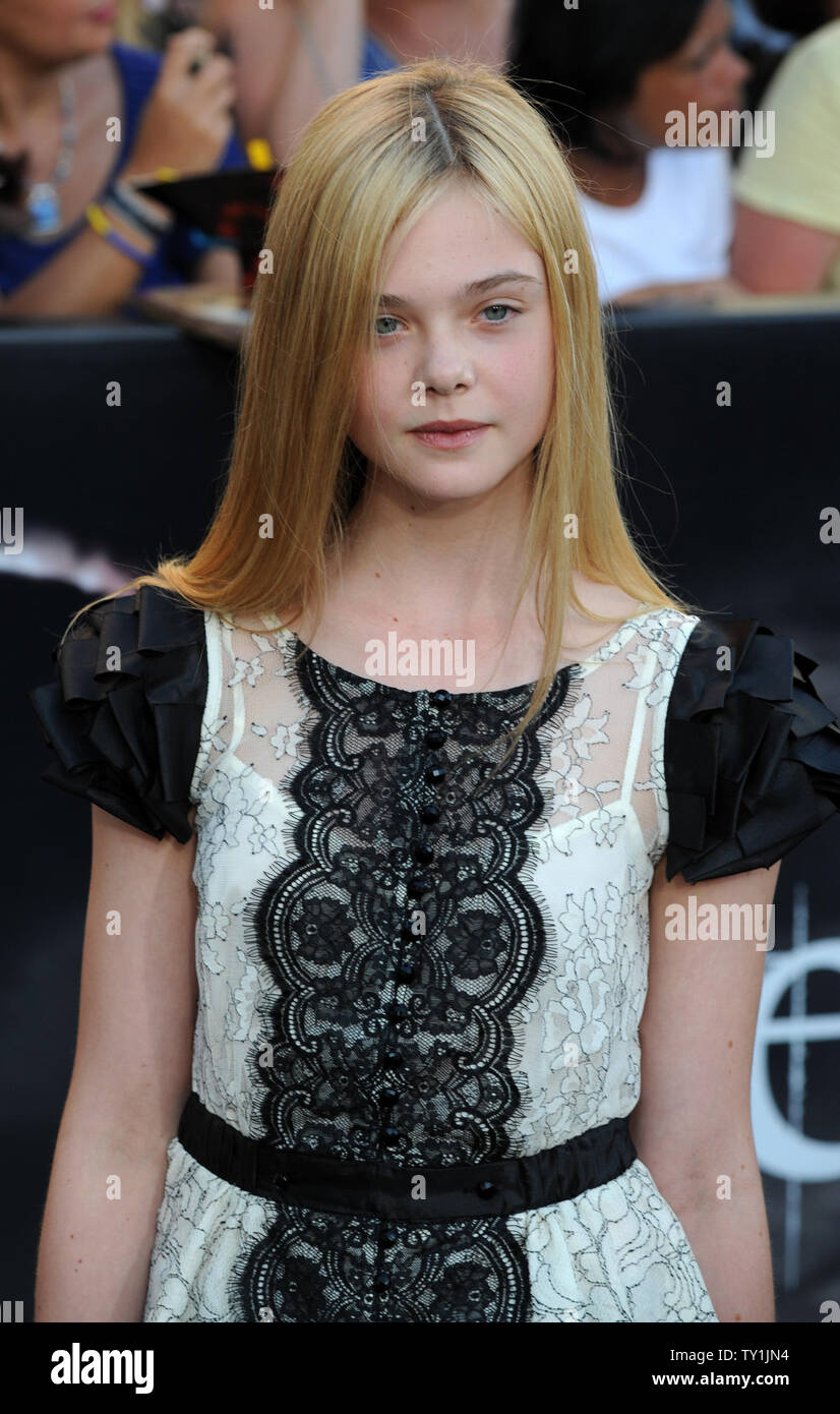 Elle Fanning attends the premiere of the motion picture romantic ...