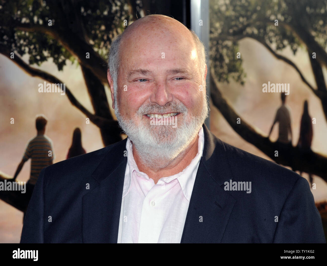 Rob reiner flipped premiere hi-res stock photography and images - Alamy
