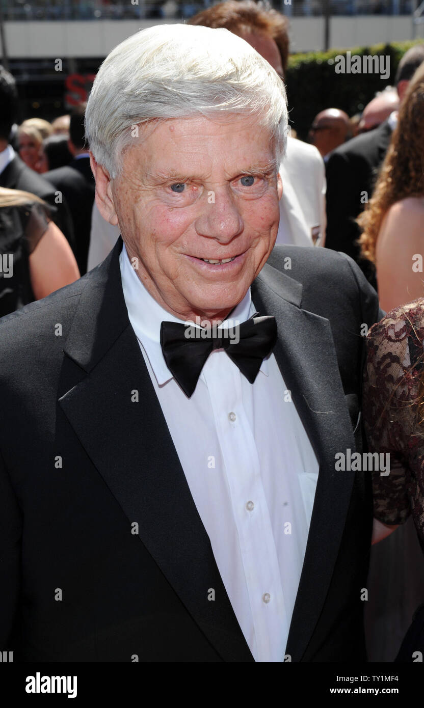 Actor Robert Morse arrives at the Creative Arts Emmy Awards in Los ...