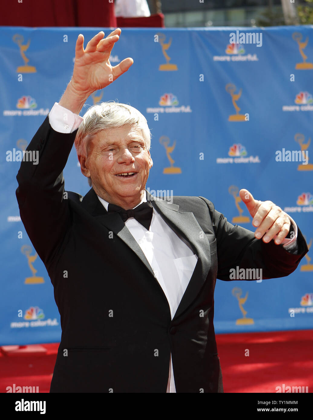 Robert Morse arrives at the 62nd Primetime Emmy Awards at the Nokia ...