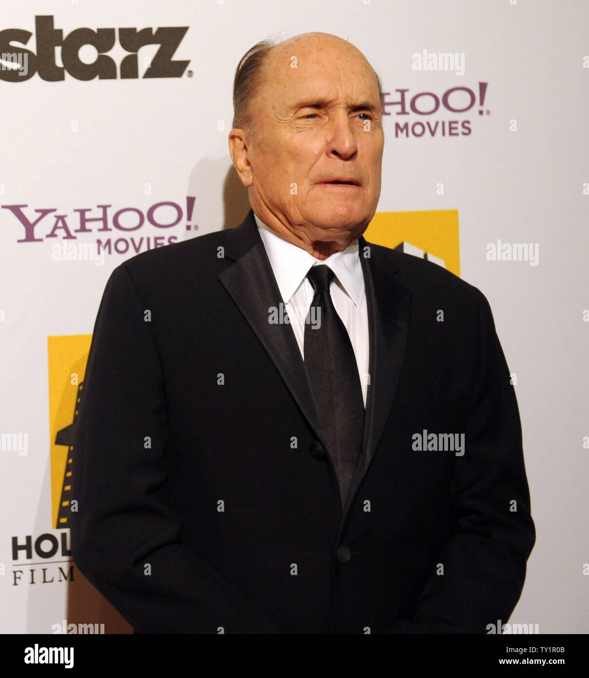 Actor Robert Duval arrives on the red carpet for the 14th annual ...