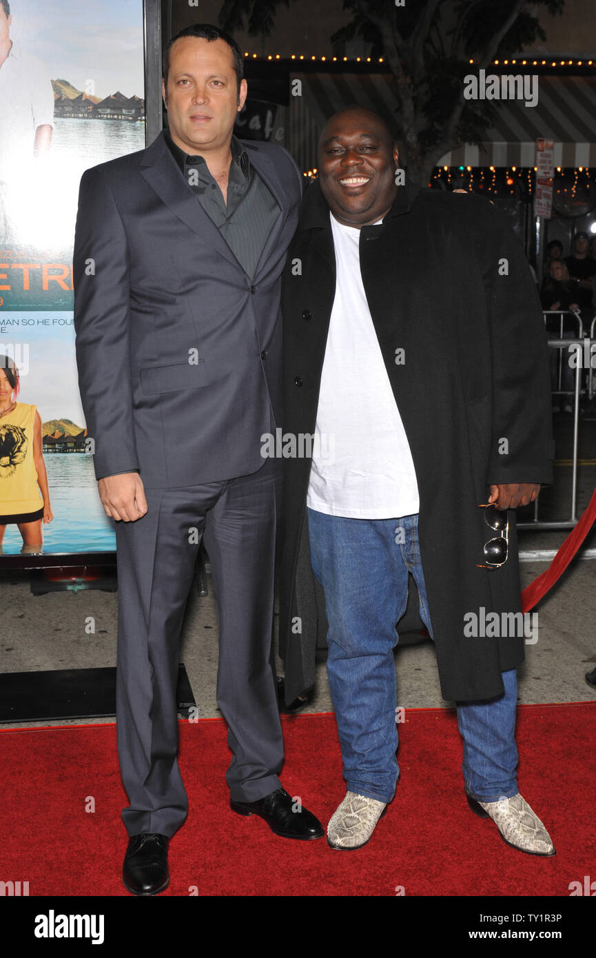 LOS ANGELES, CA. October 05, 2009: Vince Vaughn & Faizon Love (right ...