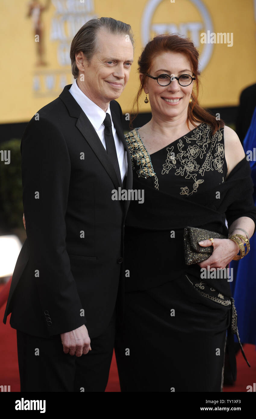 Steve Buscemi (L) and guest arrive at the 17th annual Screen Actors ...