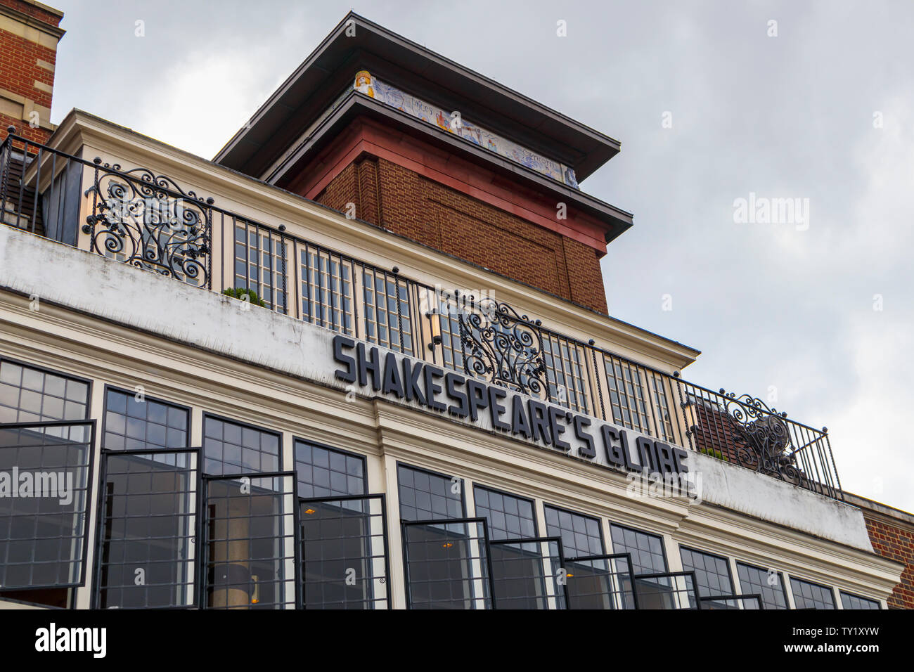 Front of the Swan Restaurant by Shakespeare's Globe on the South Bank ...