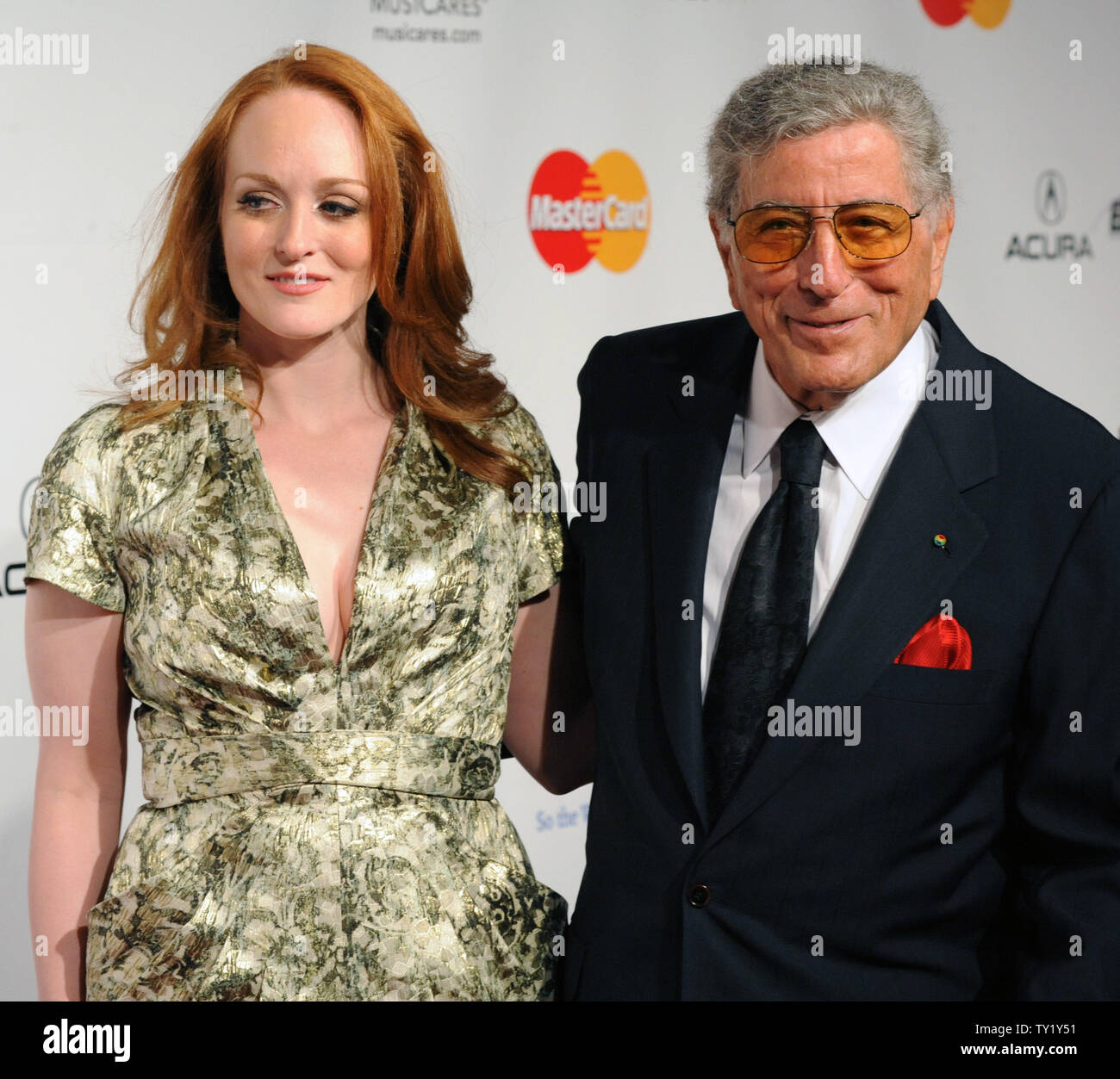 Singer Tony Bennett and his daughter Antonia Bennett arrive at the 2011 ...