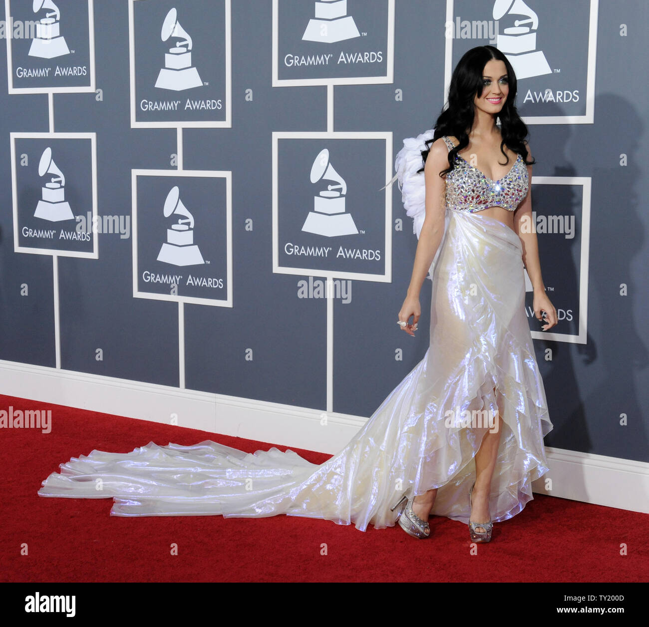 Katy Perry Grammys 2011