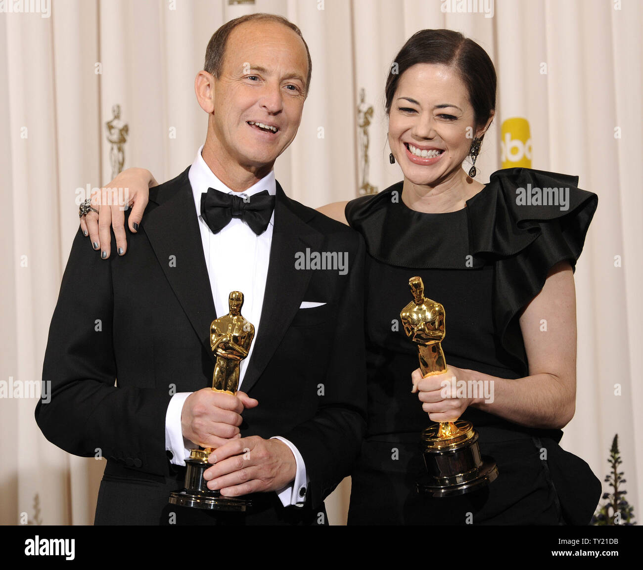 Best Documentary winners Charles Ferguson and Audrey Marrs for 'Inside ...